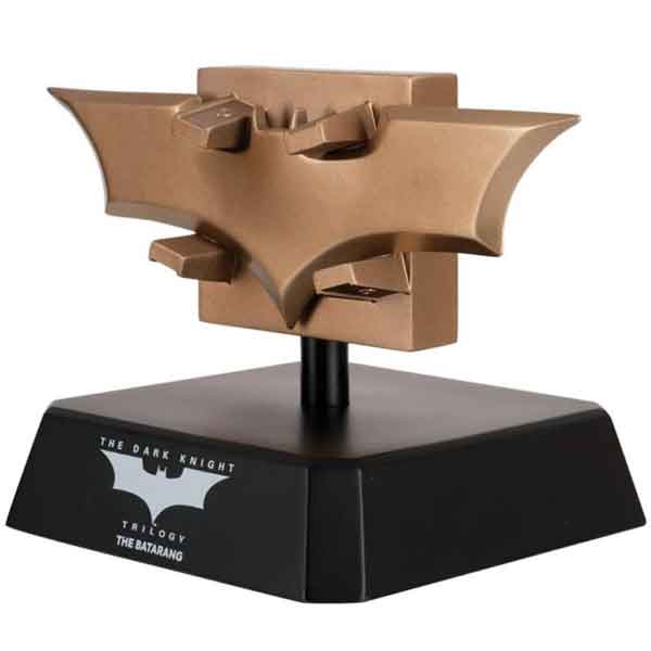 Replika Batman Dark Knight Batarang (DC), HC Museum Batman Dark Knight ...